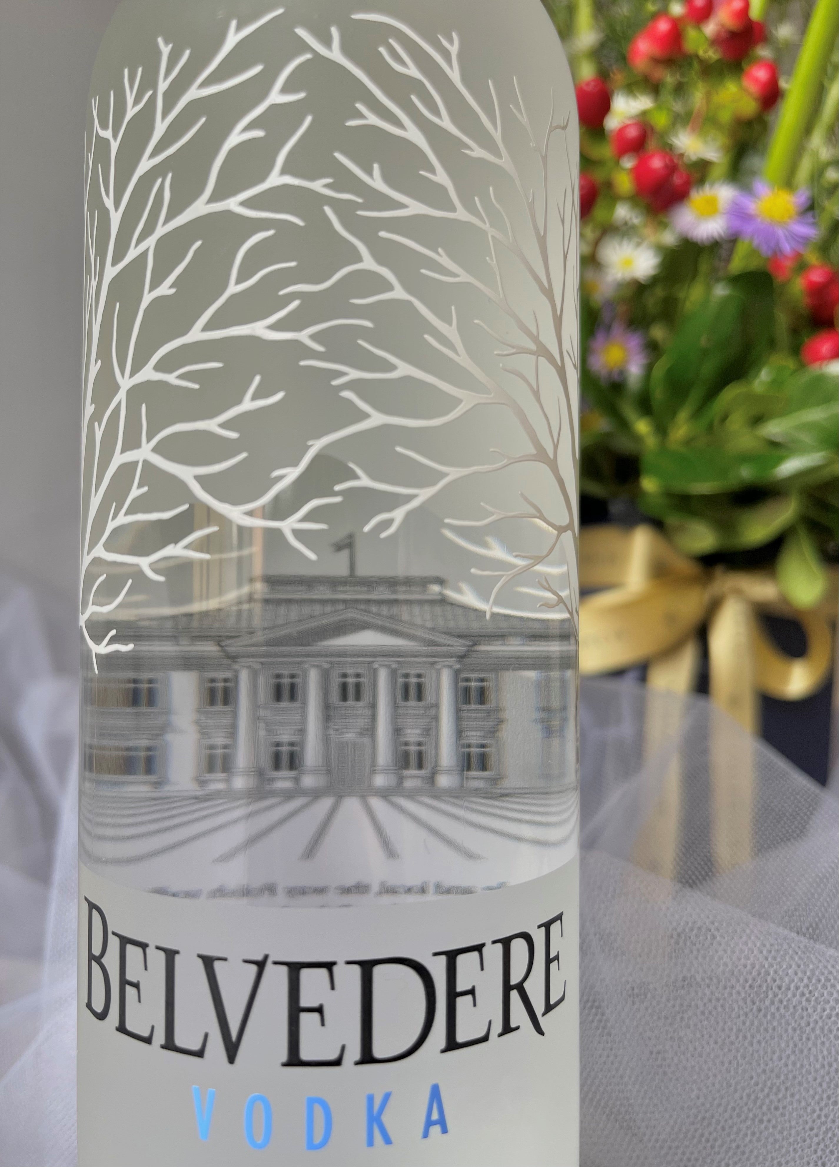 LifeStyle Rubi Vodka Belvedere 750cc | Julio Garcia – juliogarciafloral